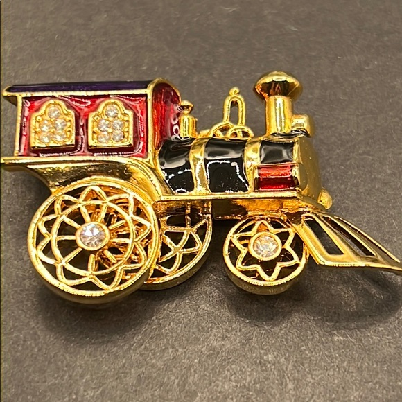 Avon | Jewelry | Vintage Avon Enamel Rhinestone Train Brooch | Poshmark